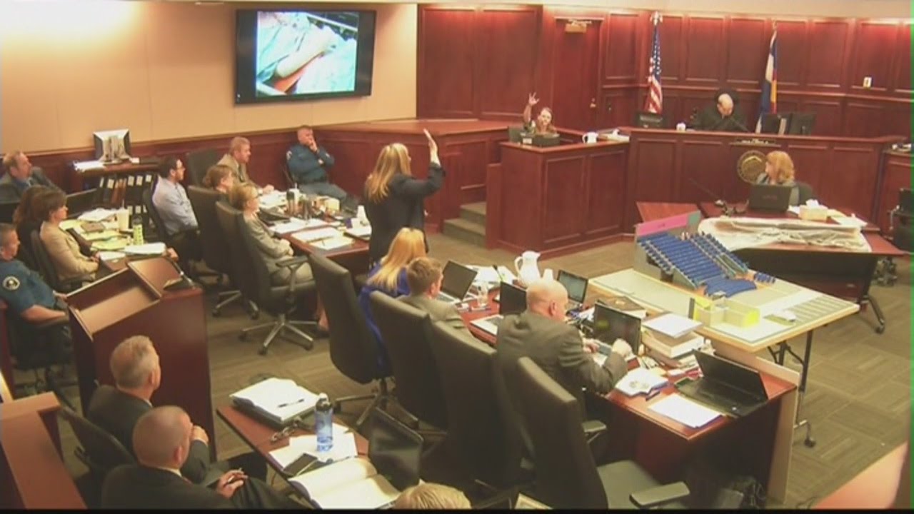 Heather Snyder shows the jury her injuries - YouTube