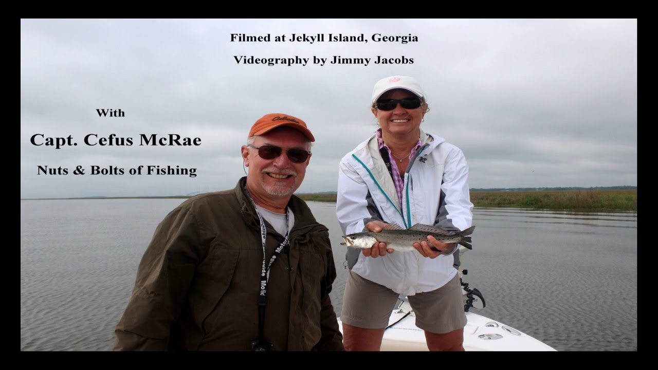 Capt. Cefus McRae on keeping your bait lively! - YouTube