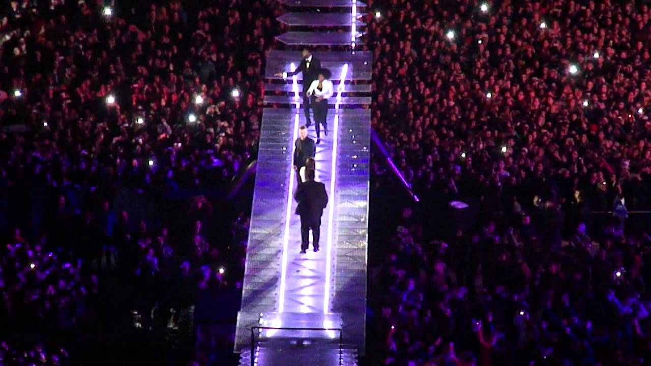 Justin Timberlake Let The Groove Get In SDF Paris - YouTube