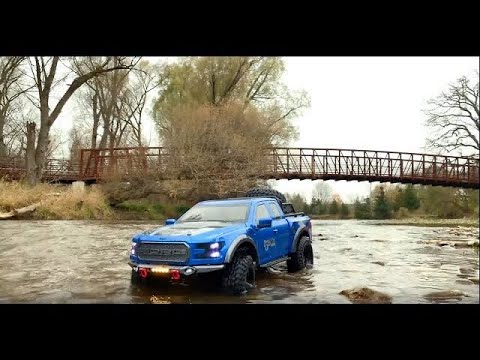 TRAXXAS TRX4 Ford F150 Raptor River Crossing - YouTube