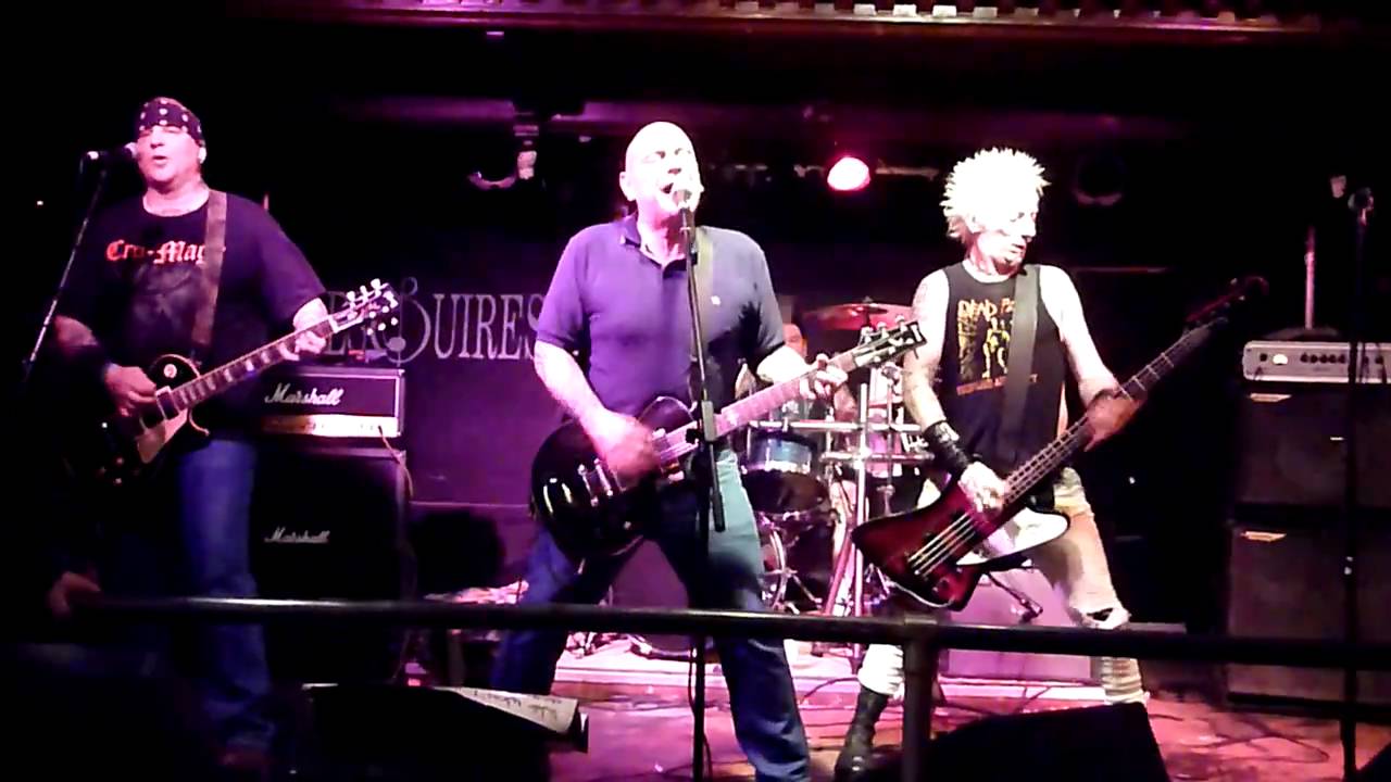 Section 5 'Skinhead Girl' 1.4.11 - YouTube
