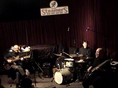 Ron Escheté Trio - Cascade Of The Seven Waterfalls - 2007 - YouTube