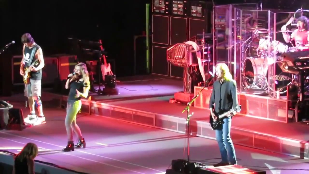 Boston - Walk On - YouTube