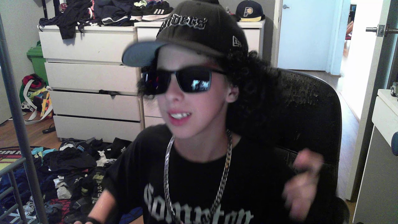 Eazy E (halloween costume) - YouTube