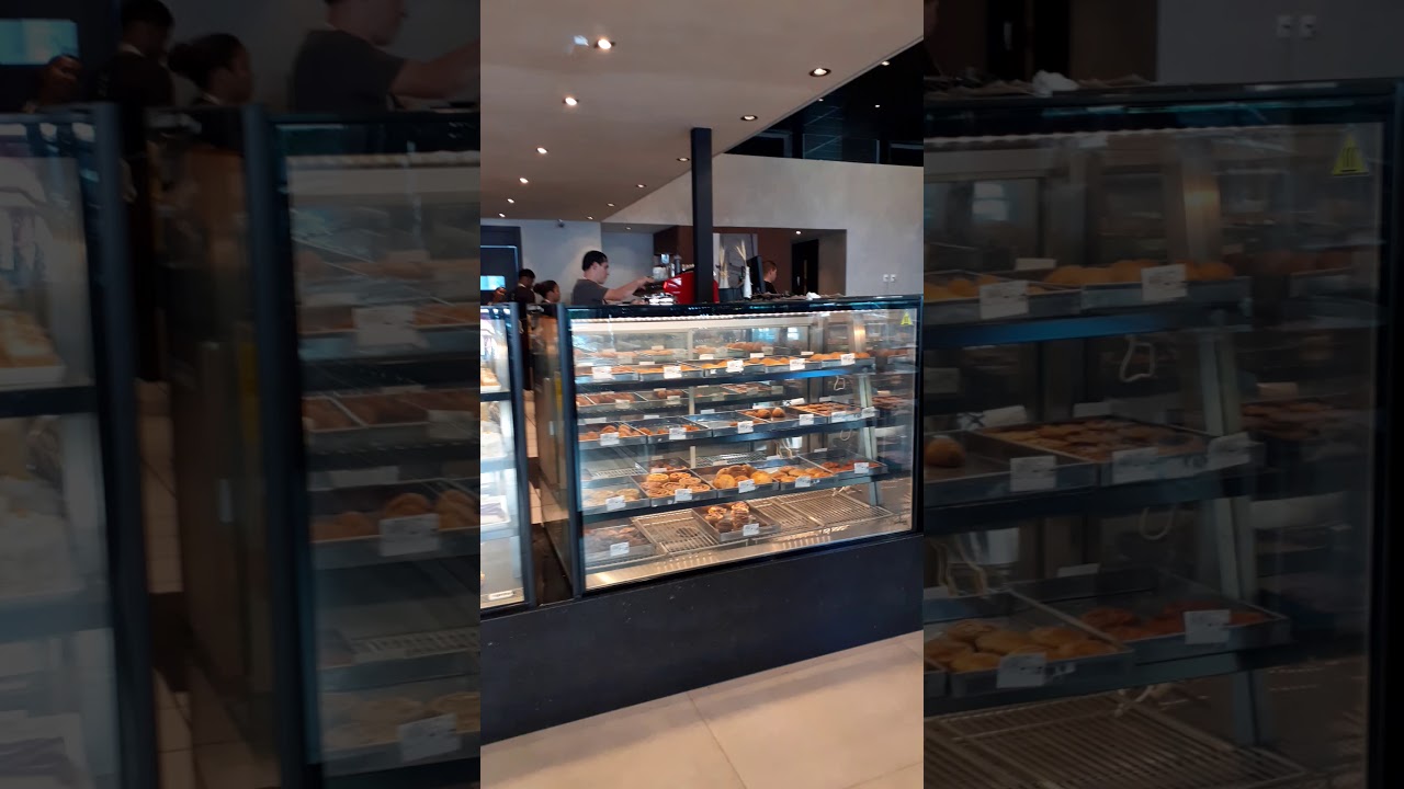 🍰🍤Padaria Augusta em Boa viagem, um lugar pra comer bem.🍮☕ - YouTube