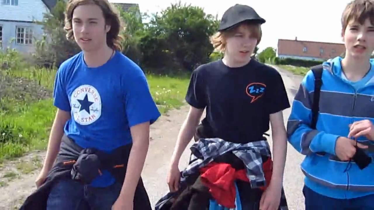 8 heste og en lort - YouTube