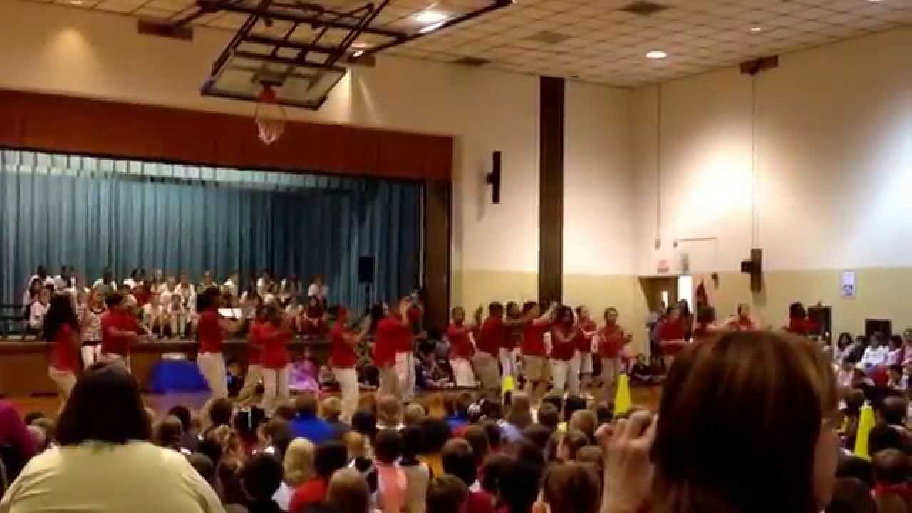 Stockwell Elementary School Steppers!! Dancing to 'Happy'!! - YouTube