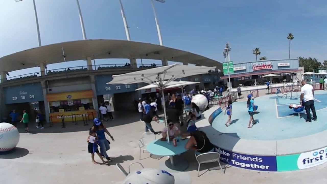 Dodger Stadium 360 Degree VR Walk/View Right Field Reserve - YouTube