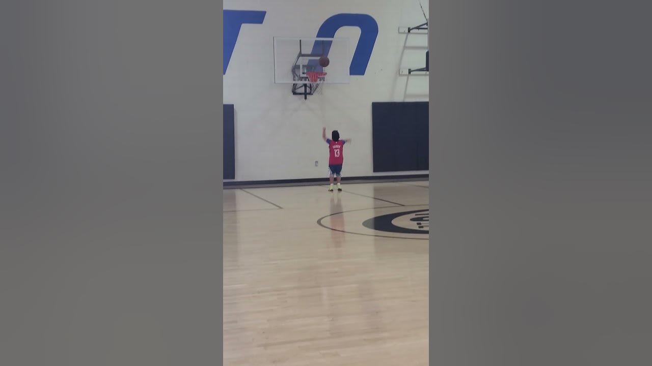 Shooting some hoops🏀 - YouTube