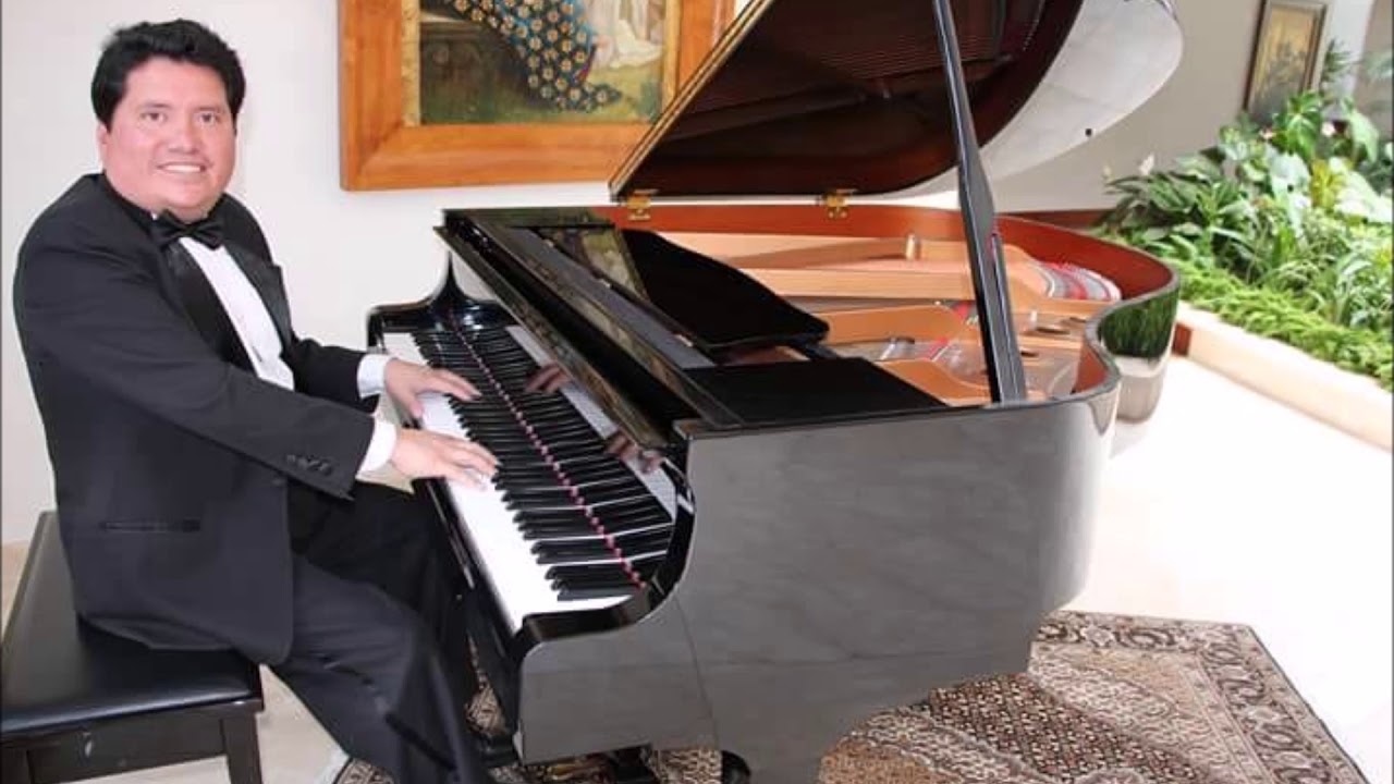 Otavaleña Sanjuanito Compositor: Paco Godoy - YouTube