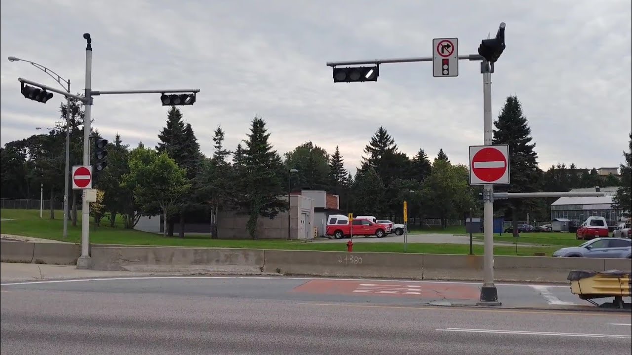 Left and Right Turn Bus Signals. - YouTube