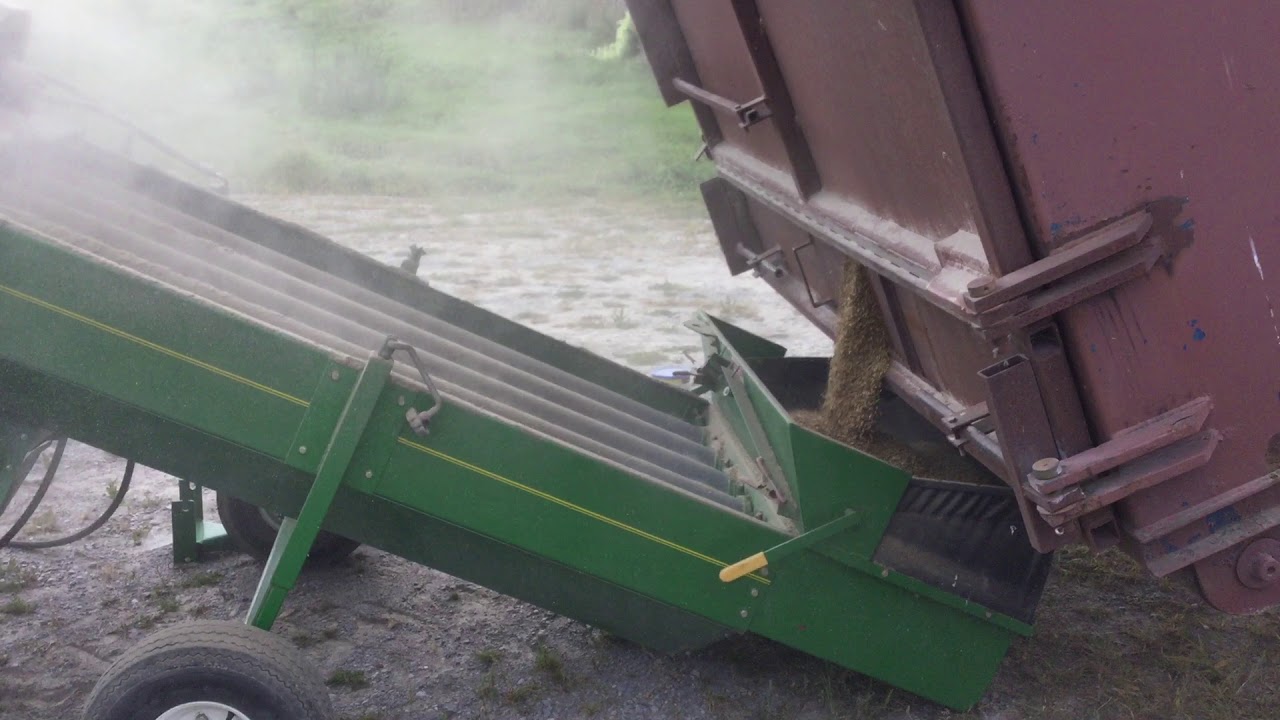 Cleaning Barley with Kwik Kleen - YouTube