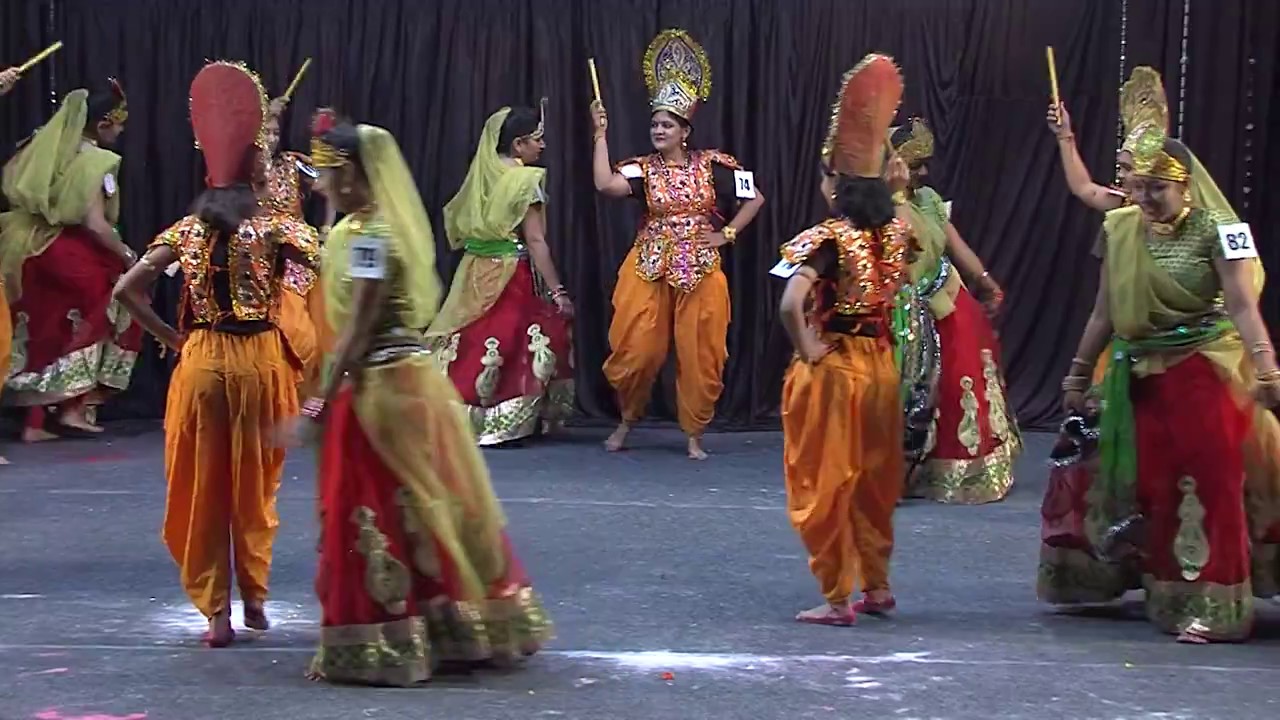 Arvachin Raas Garba - Rajkot - YouTube