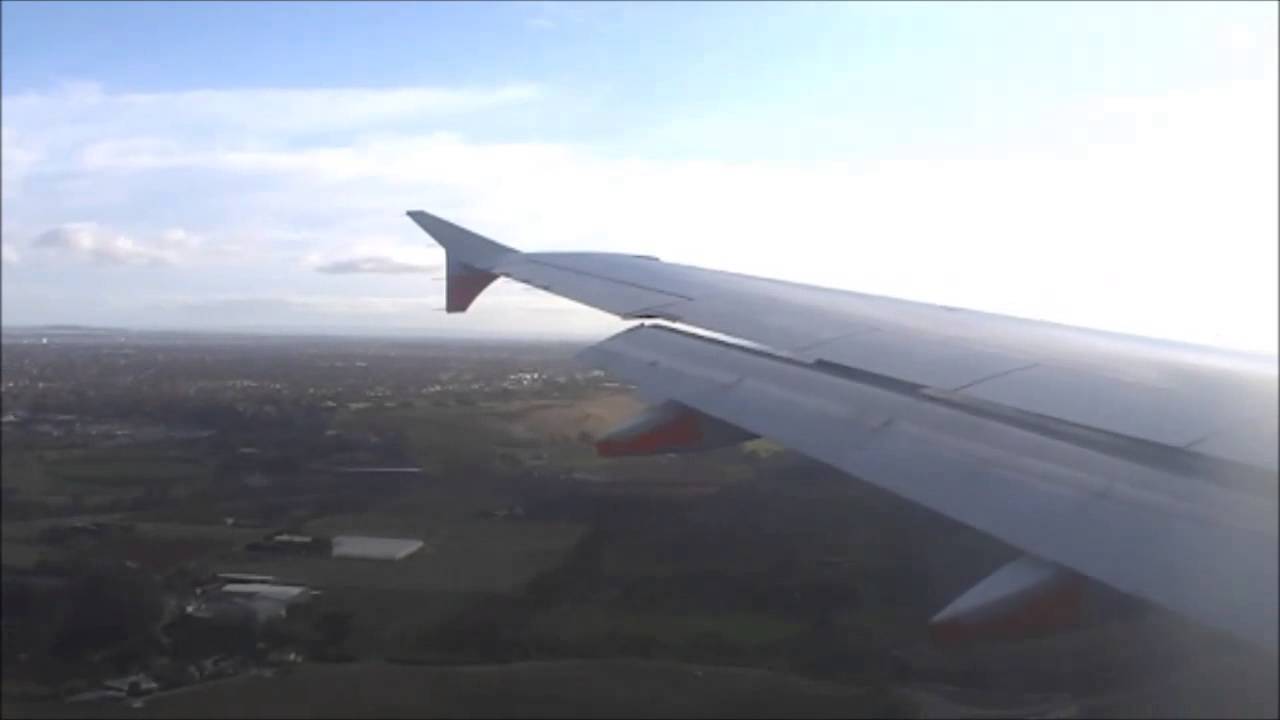 Jetstar Airbus A320 Windy "Flaps 3" Landing into Melbourne VH-VQI - YouTube