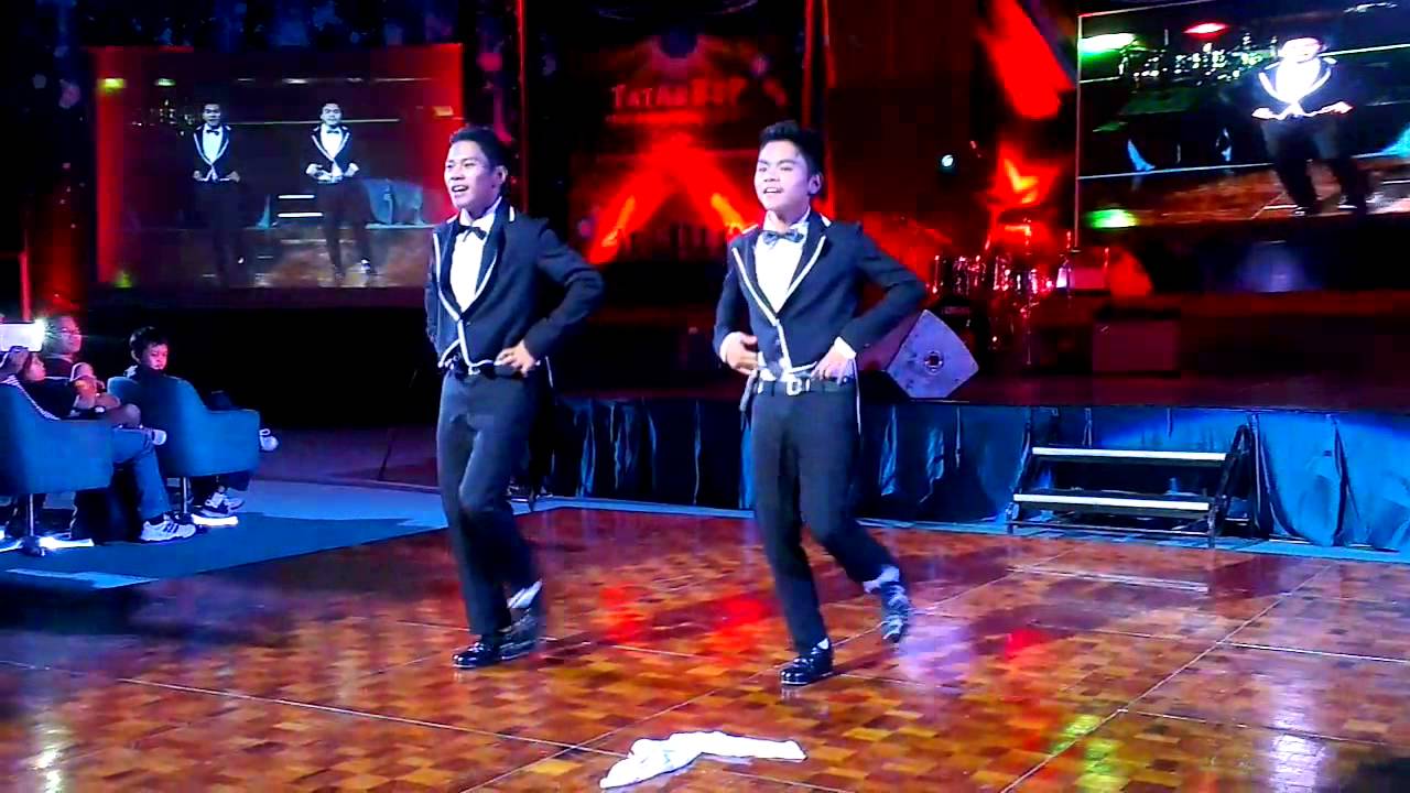 Happy Feet Bukidnon boys tap dancing to Gangnam Style - YouTube