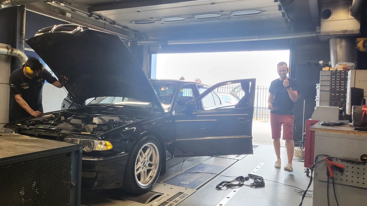 bmw e38 740i 1999. m62b44tu dyno time. - YouTube