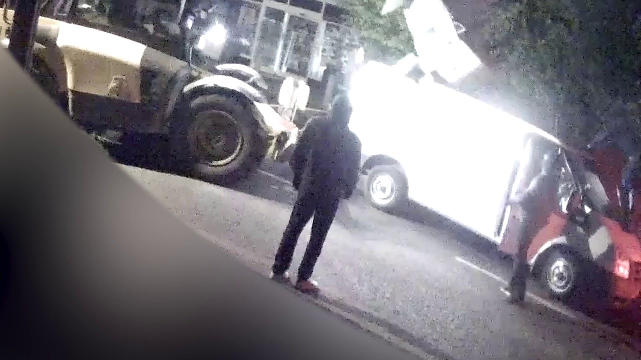 CCTV shows police chase following ram-raid on Liphook ATM - YouTube