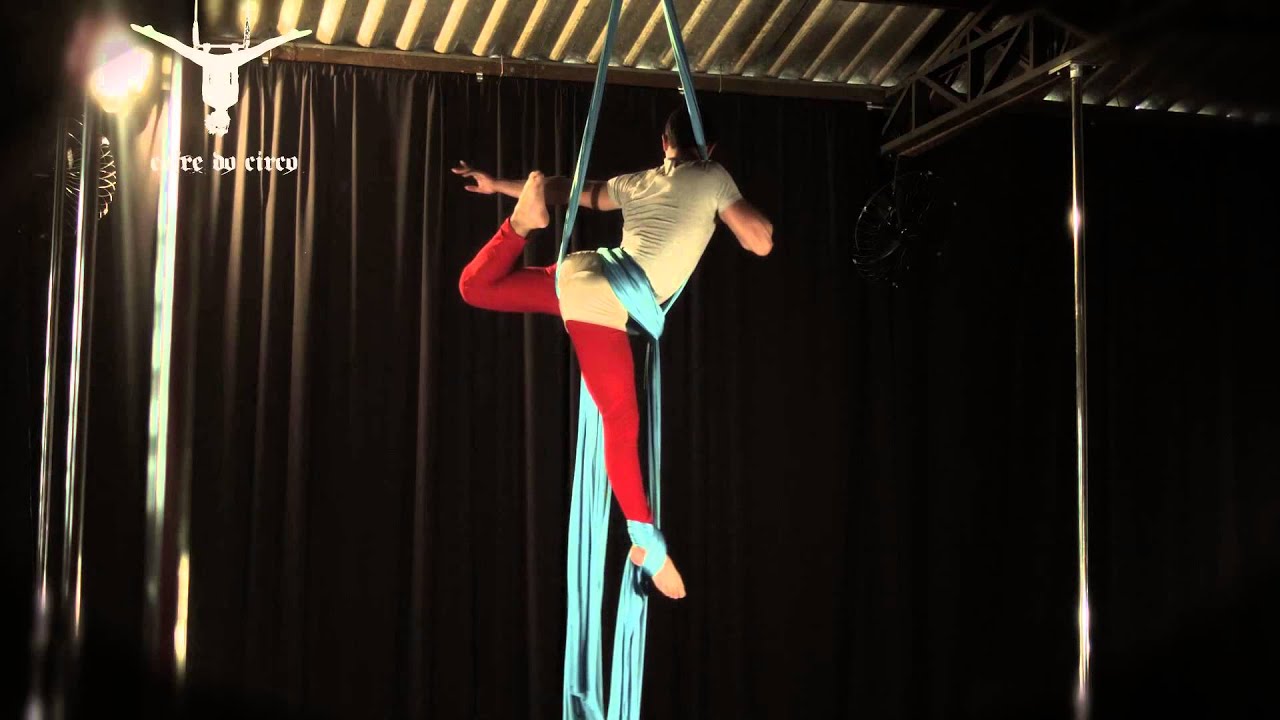 Aerial Silk - Rebecca Moves | Tecido Acrobático - Variações Rebecca ...