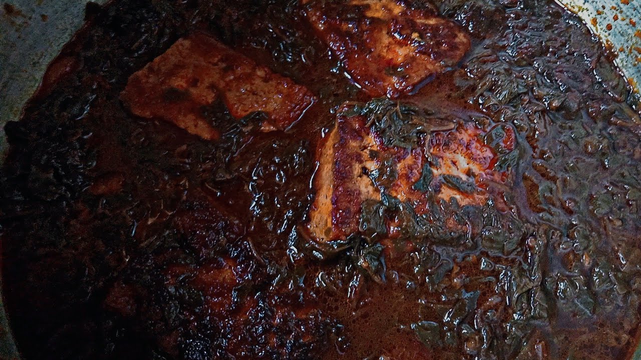 Kashmiri style Red saag and panner recipe || Laal saag aur panner ki ...