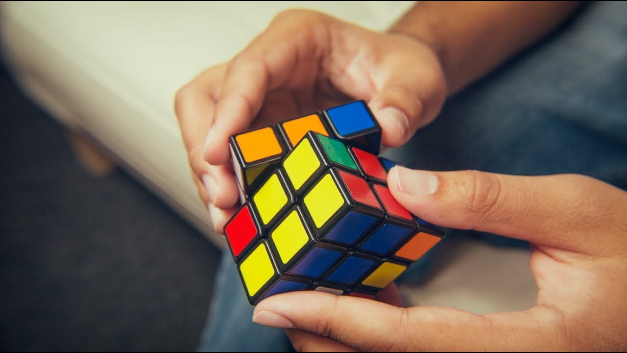 Tour de Magie "Cube 3 de Steven Brundage" - YouTube