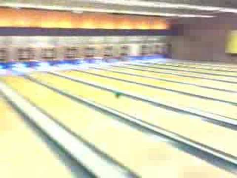 Extreme : Bowling - YouTube