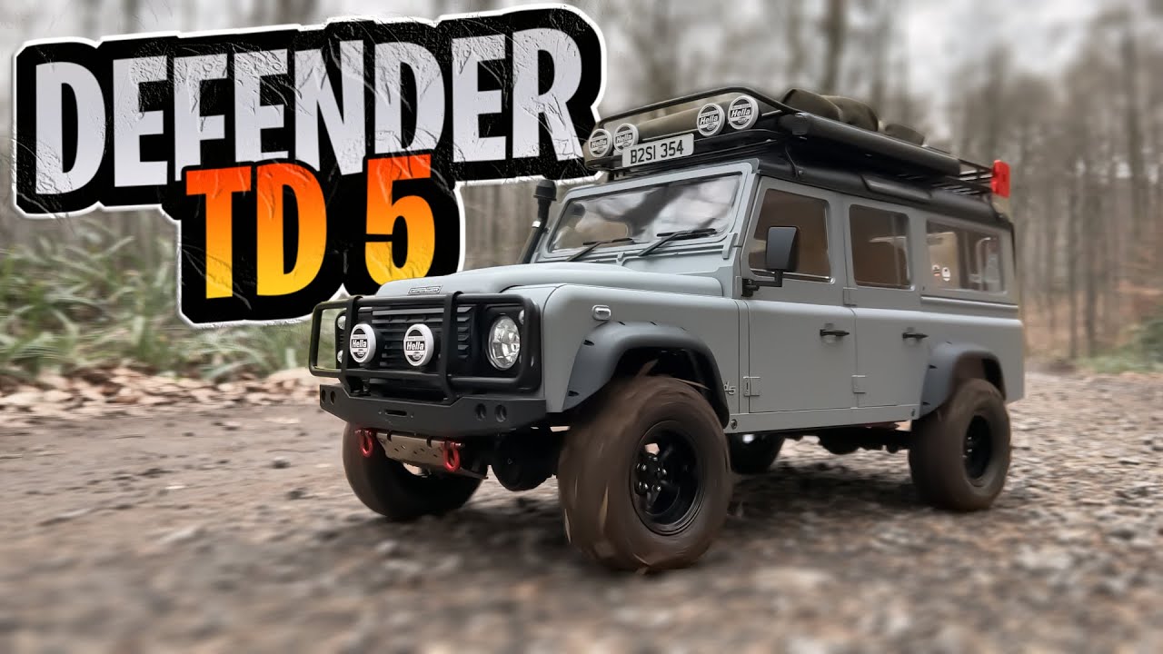 RC Defender D110: Taking the Land Rover TD5 OffRoad Driving with Boom ...