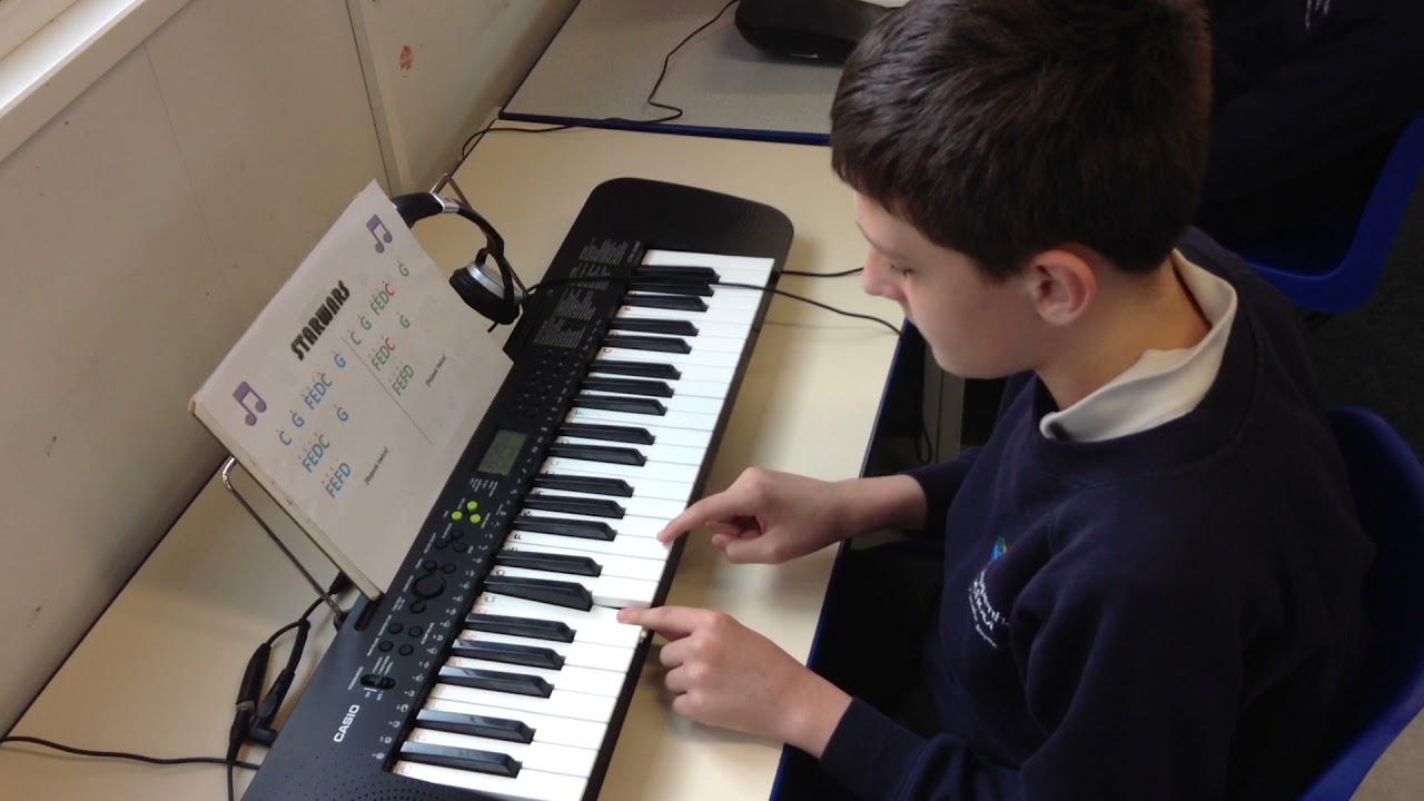 Y6 Jupiter - Cody plays Star Wars - YouTube