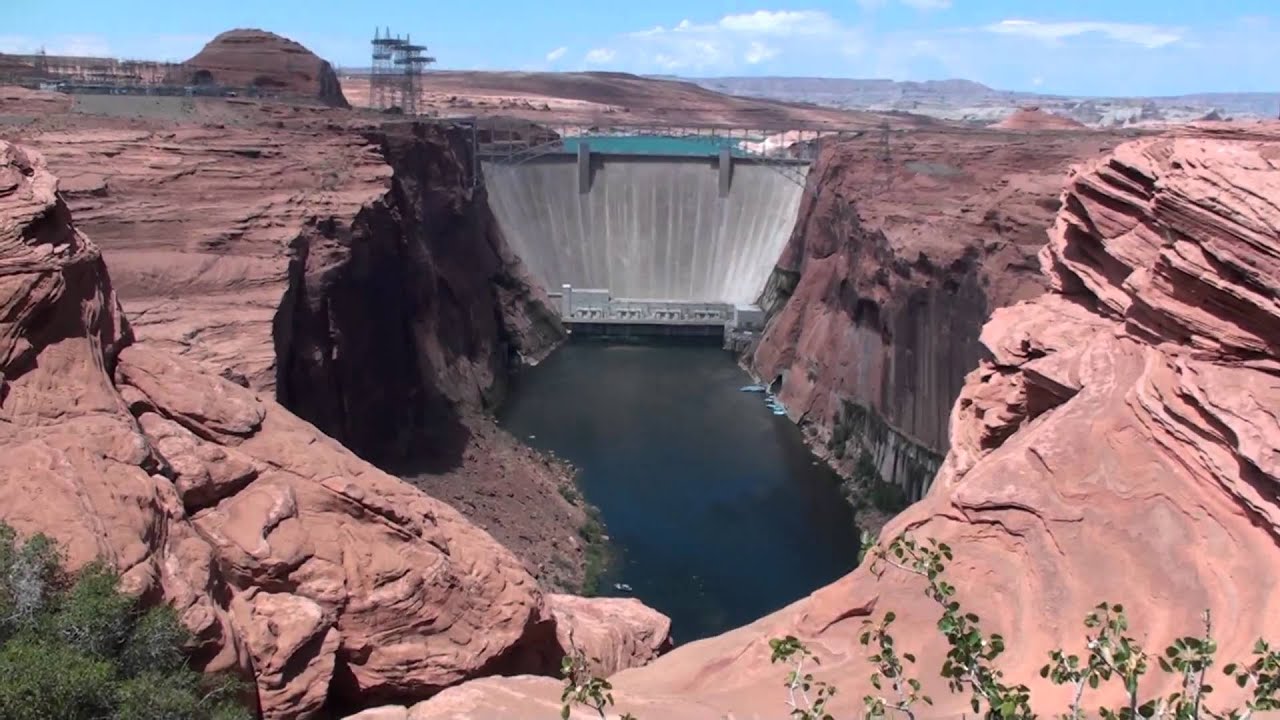 Lake Powell - Glen Canyon Dam - YouTube