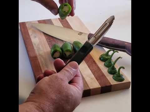 Coring a Jalapeno - YouTube