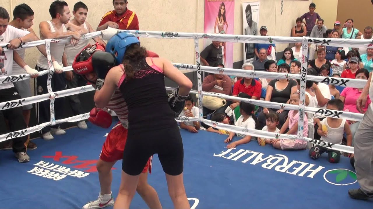Child Boxing Round 1 (GIRLS) - YouTube