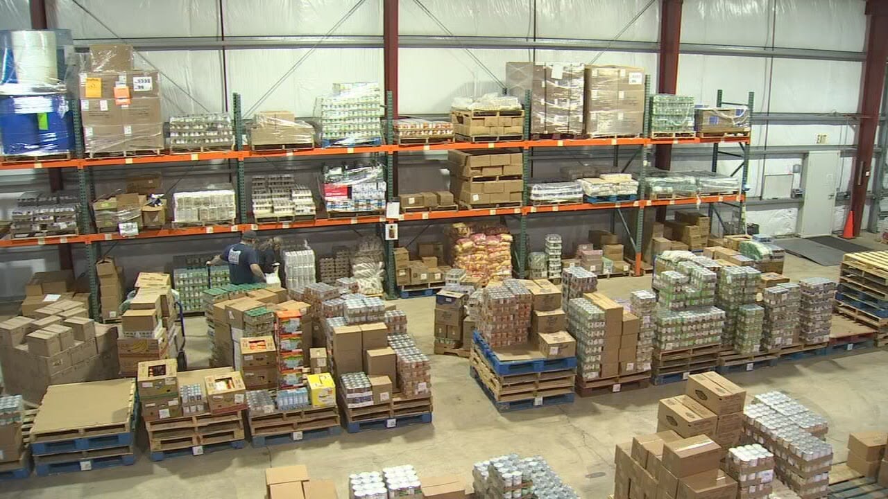 Inside look at the Tillamook warehouse for the Oregon Food Bank - YouTube