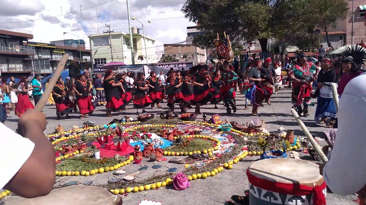Danza en Ecatepec - YouTube