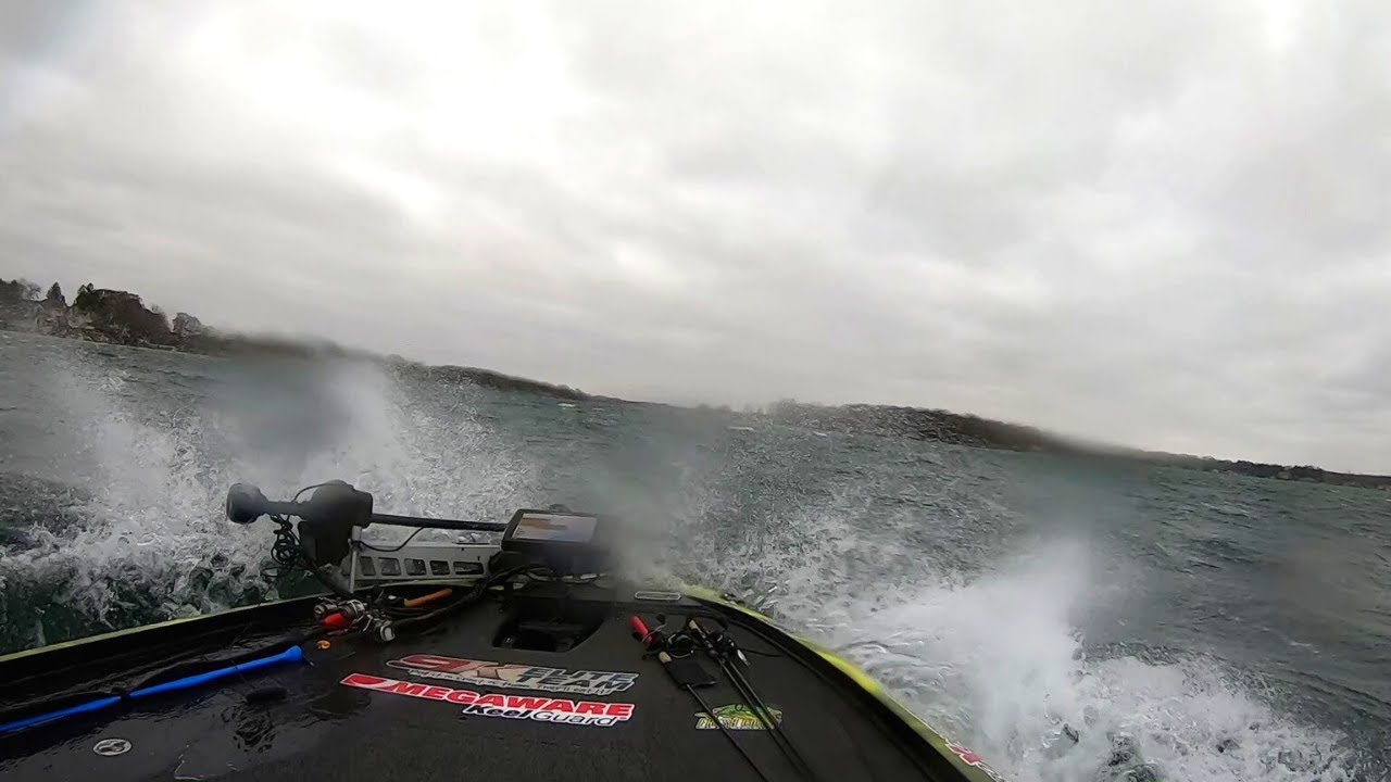 Rigging a Bass Boat for Big Water - YouTube