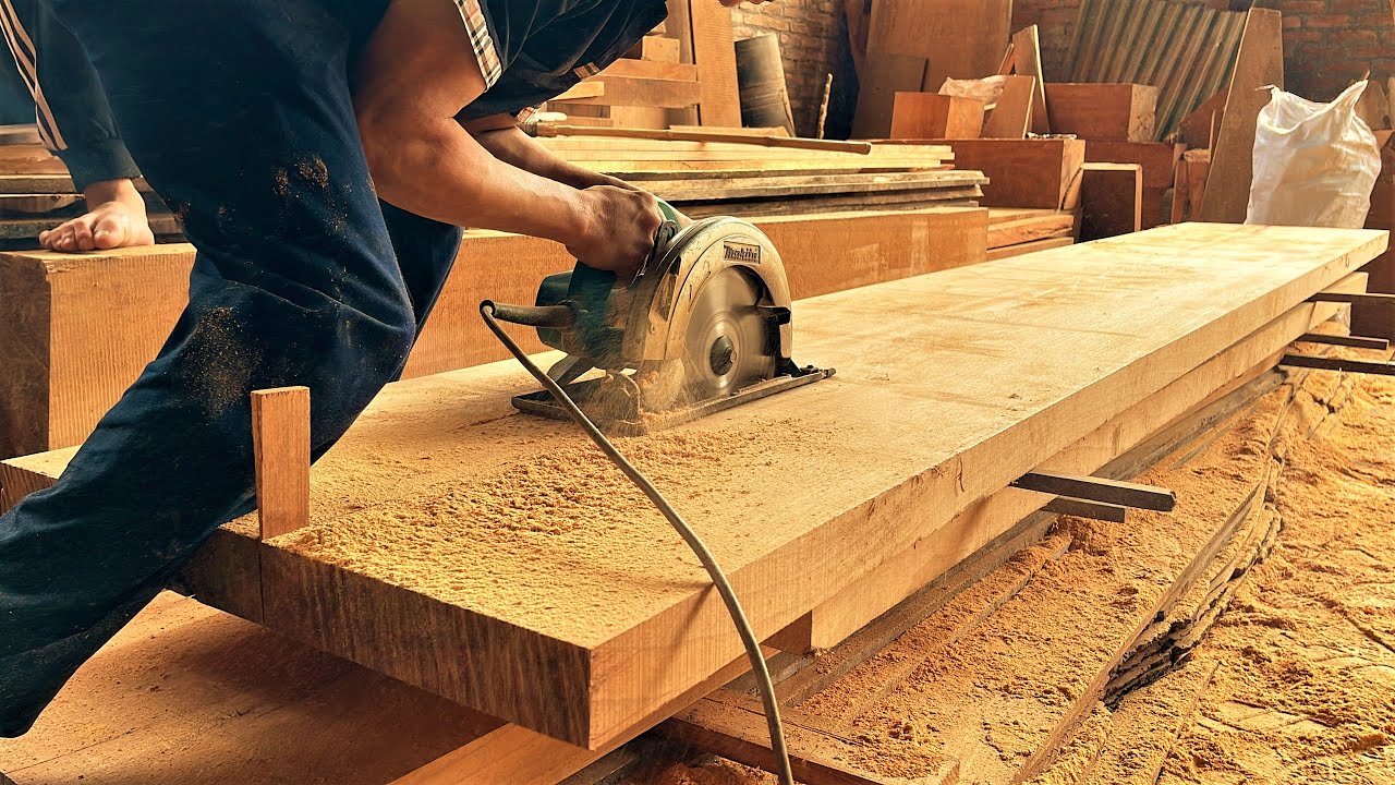 Ingenious Woodworking Techniques // Build Carved Table Extremely ...