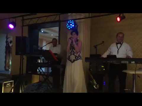 Formația TRIO STAR - Roman, colaj ușoară - YouTube