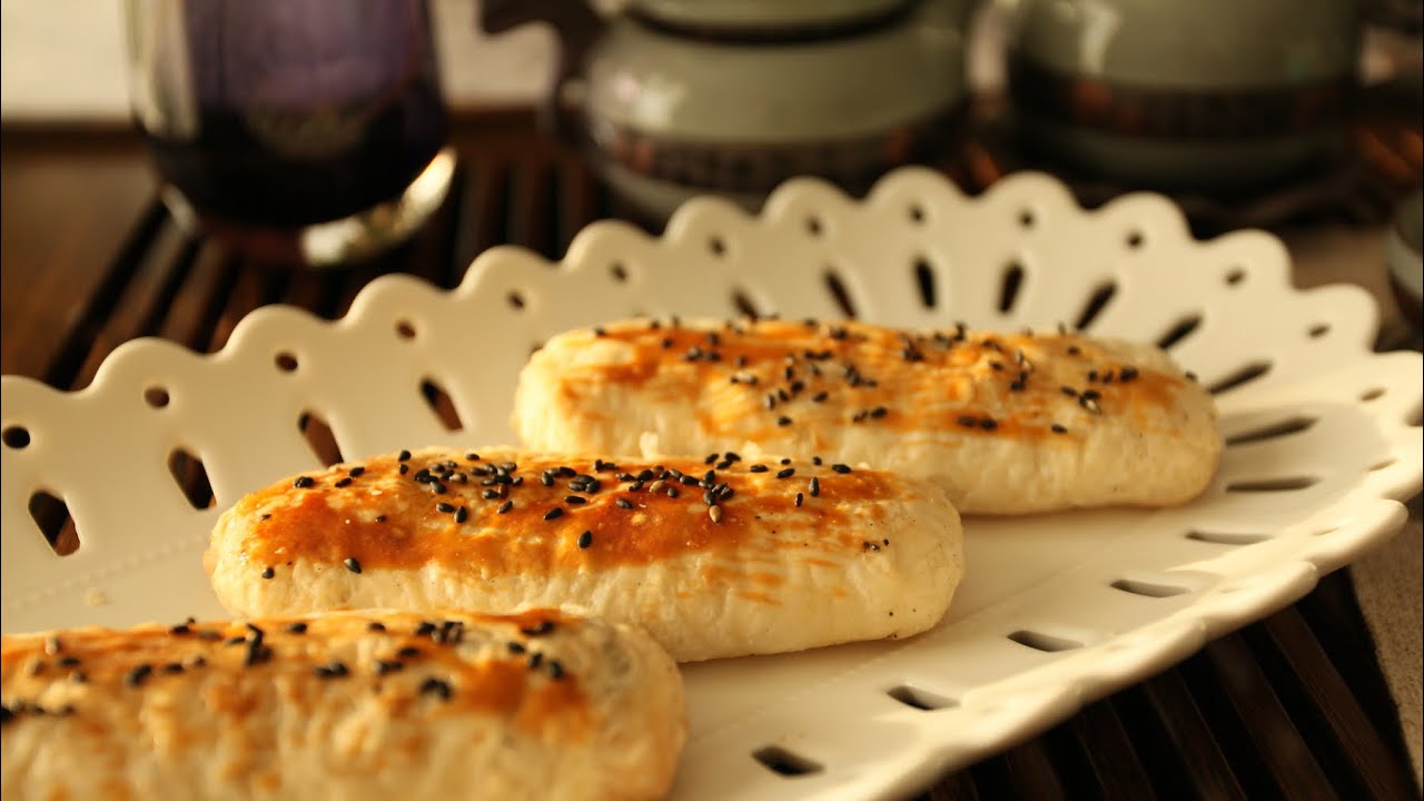 老北京牛舌饼 Beijing Style Salty Black Sesame Puff Pastry Cookies，简易酥皮做法，完美起酥 ...