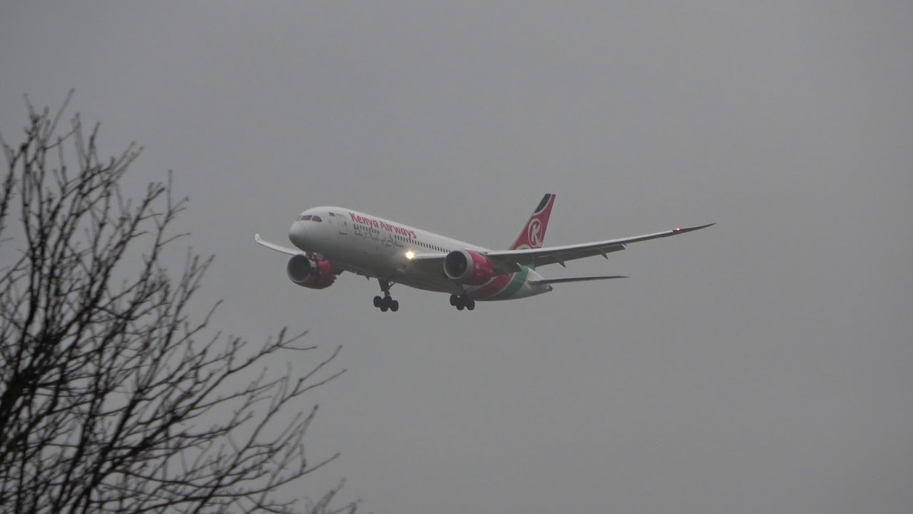 #StormCiara Jambo! Kenya Airways 787 NBO - LHR blasts through bad ...