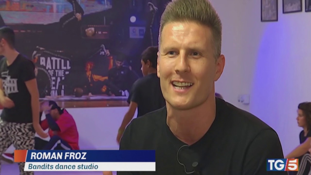 Bandits dance studio TG5 - YouTube