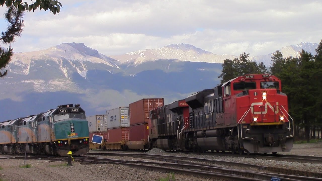 Very Long CN Stack Train 199 departing Jasper, AB (May 31, 2016) - YouTube