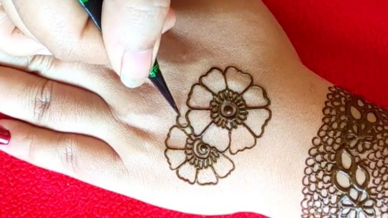 Gorgeous Trending Back Hand mehandi design| special mehandi Design ...