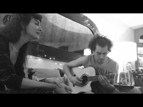 Birce Akalay vs Evrencan Gündüz-Sessiz Gemi