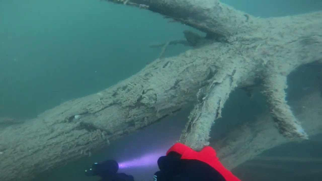 Yakima Divers Search Rugged Underwater Terrain For Missing 4 Year Old