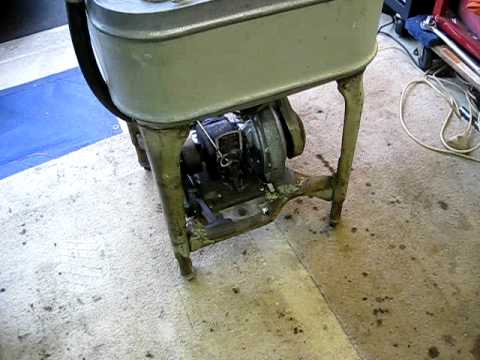 Antique Maytag Model 31 Wringer Washer - YouTube