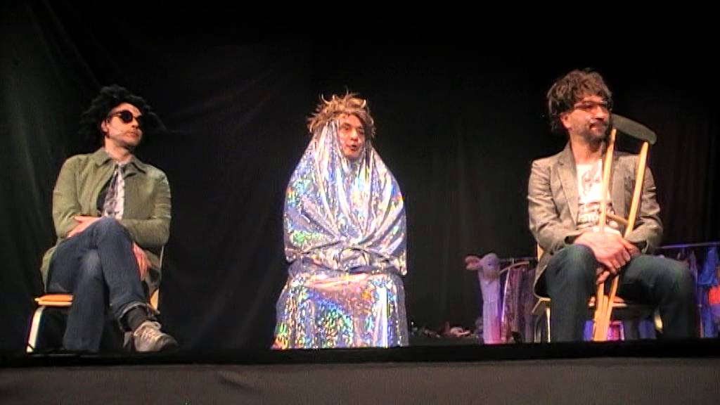 PARTIČKA - DIVADLO BROADWAY 29.3.2016 18H - PÁRTY - YouTube