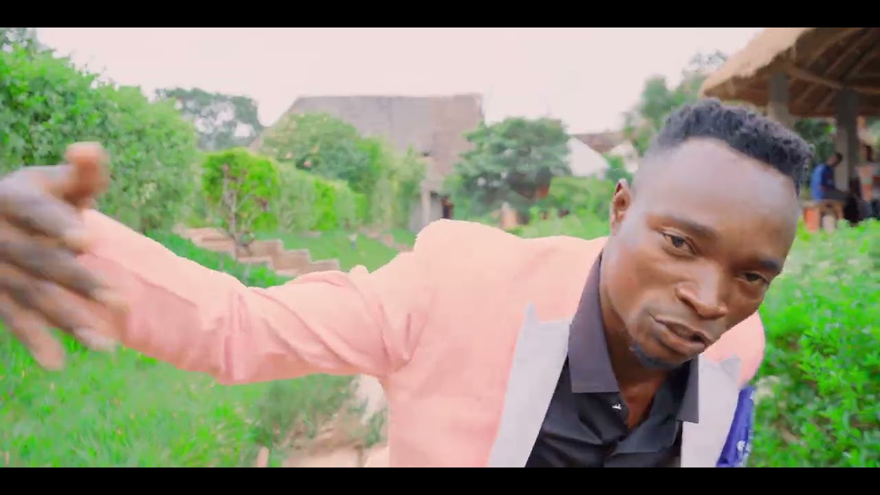 Inyana zigara by B-Chris Boy - YouTube