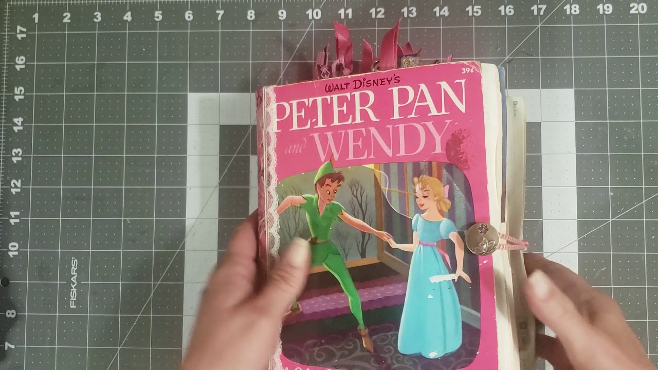 DIVINE CONSIGN BOOTH for Susan Mulhall - YouTube