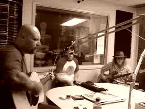 CECIL ALLEN MOORE Live On Air 91.5FM - YouTube