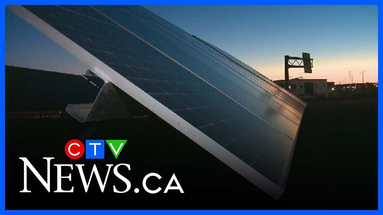 Harnessing the sun at Saskatoon's new solar farm - YouTube