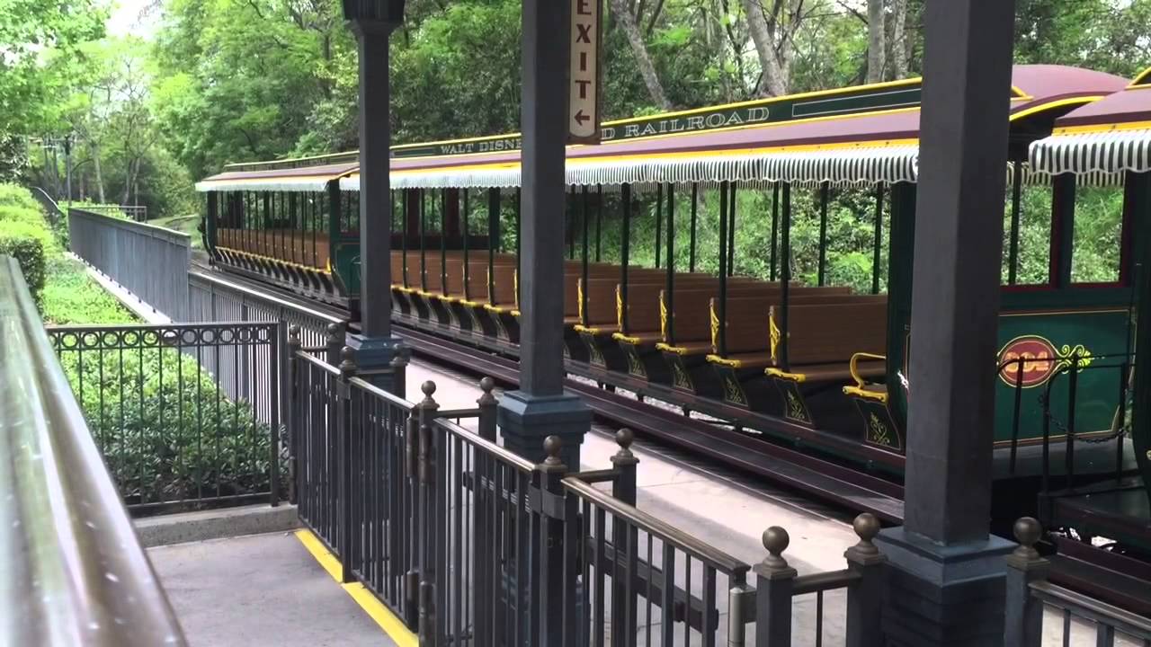 Roy O Disney #4 "Back To The Roundhouse" - YouTube