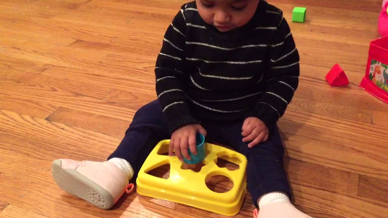 Baby Riya learning shapes - YouTube